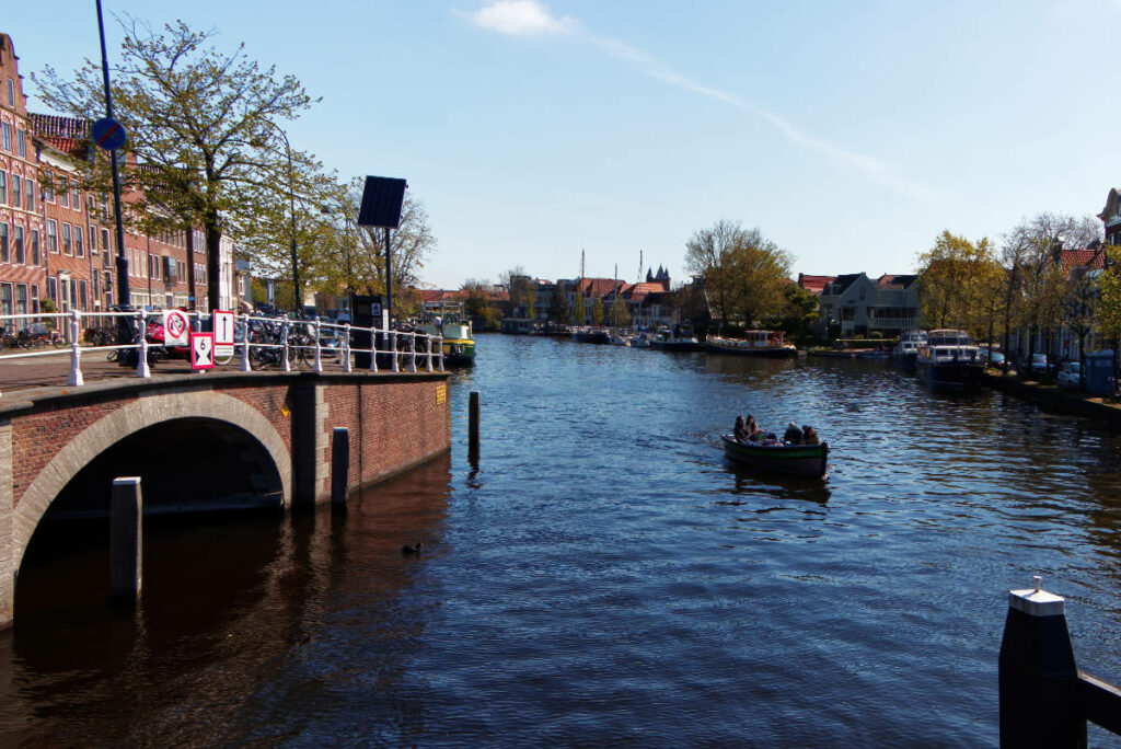 Haarlem: Grachten, Brücken und Windmühlen - Barbara Knie